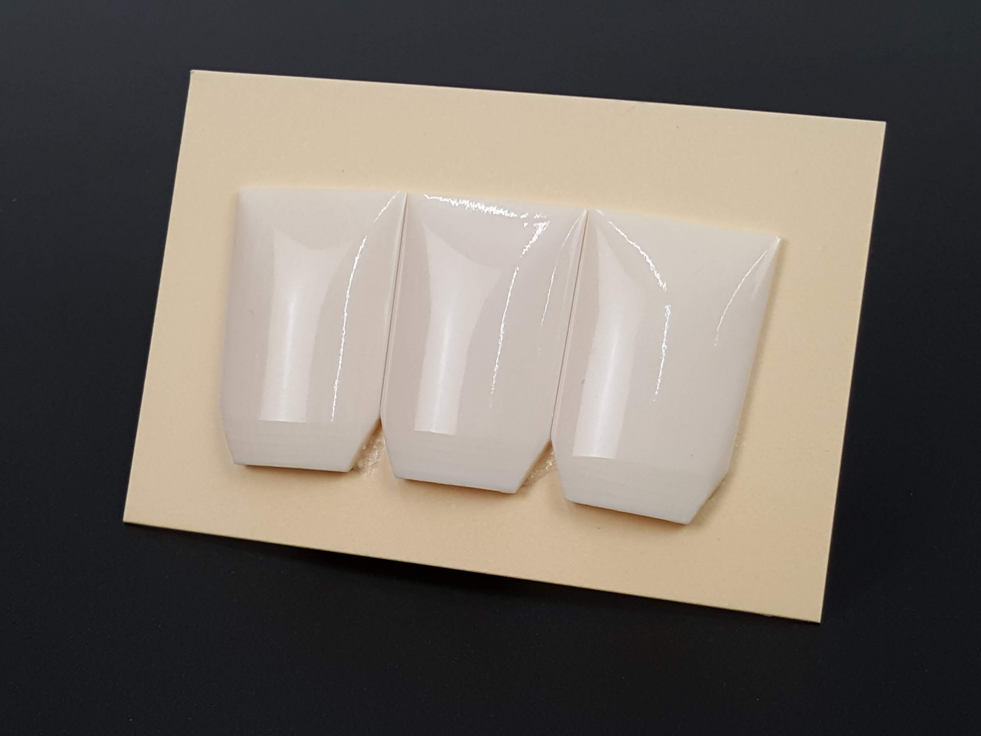 [For 13 stringed koto] Ikuta style kotozume (medium ivory, small) (1 ...